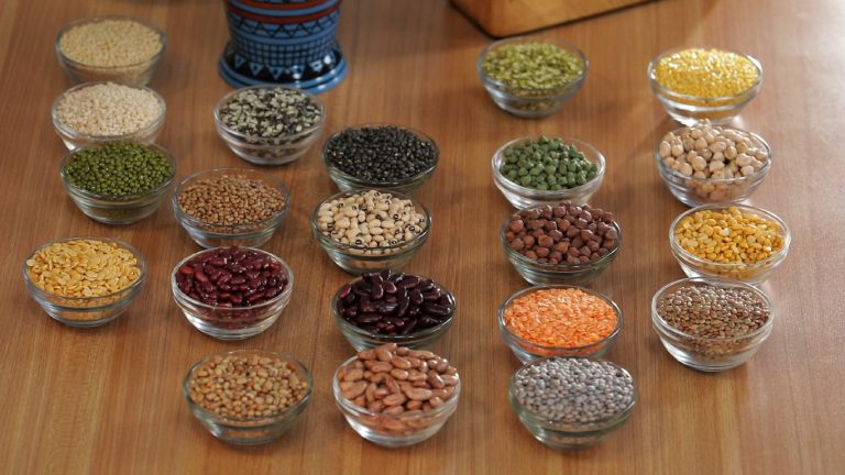 Essential Grocery – Famous Foods